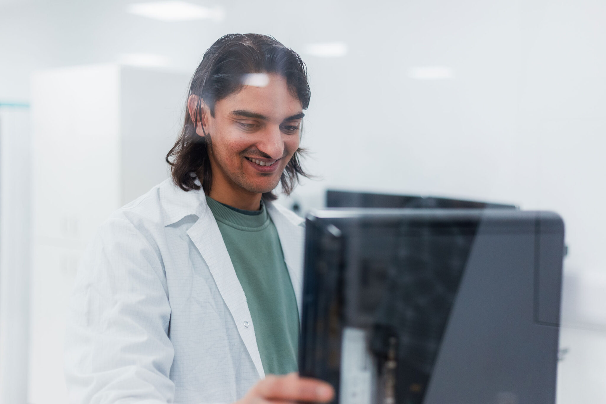 Meet the CSA Catapult team – Feroz Khan - Compound Semiconductor ...